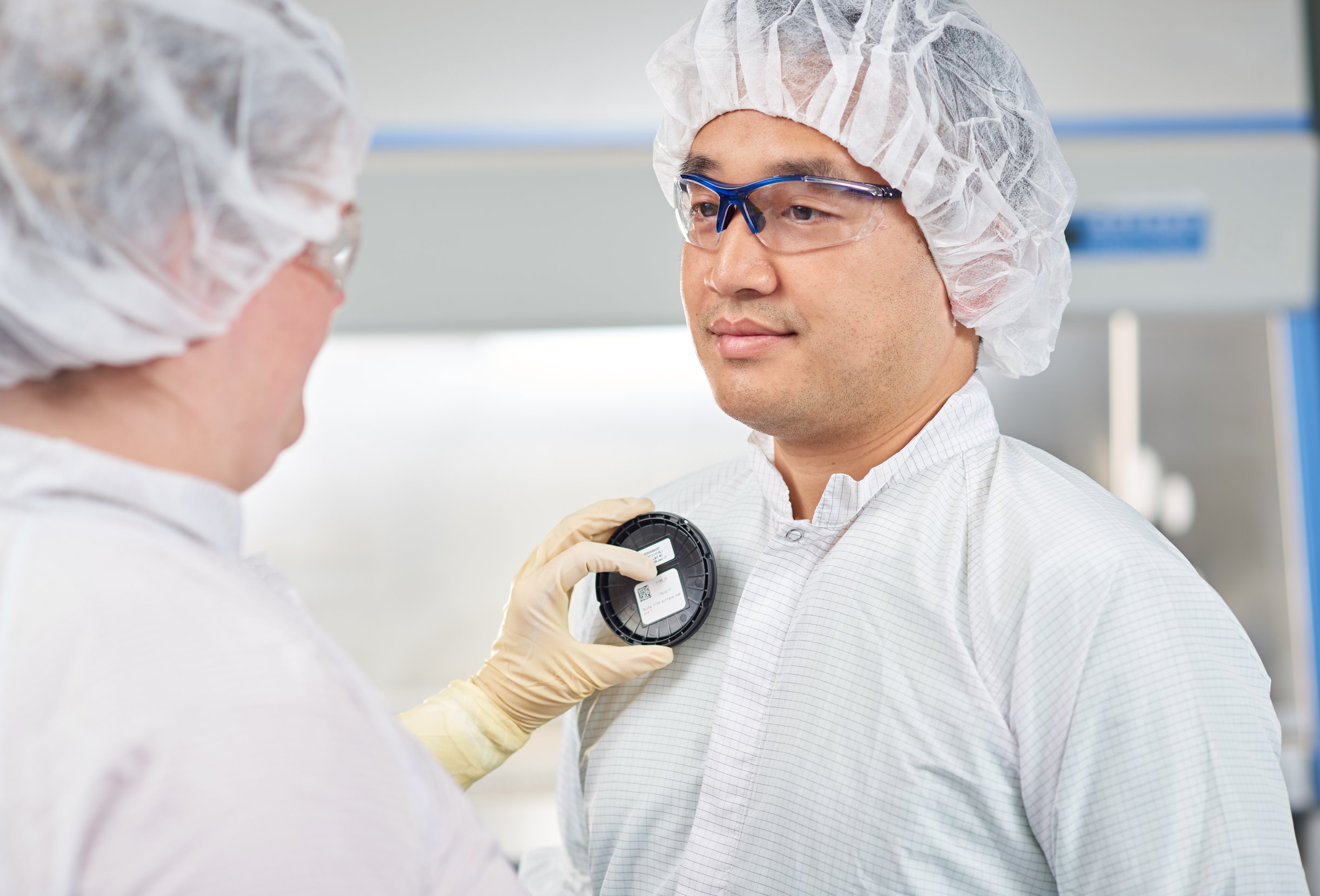 Using contact plates to perform environmental settle plate testing